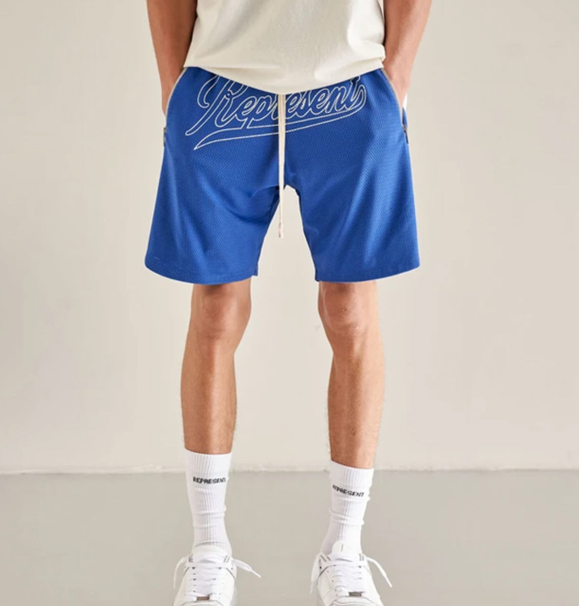 Represent Casual Logo Shorts in Royal Blue – Justhypecambodia
